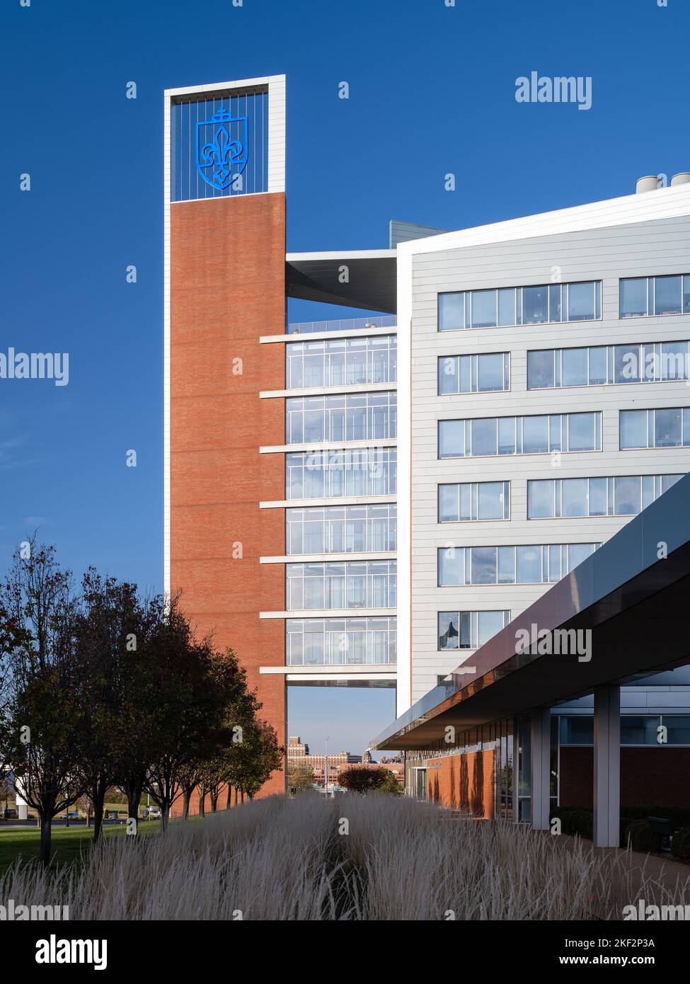 Slu campus st louis university hi-res stock photography and images - Alamy