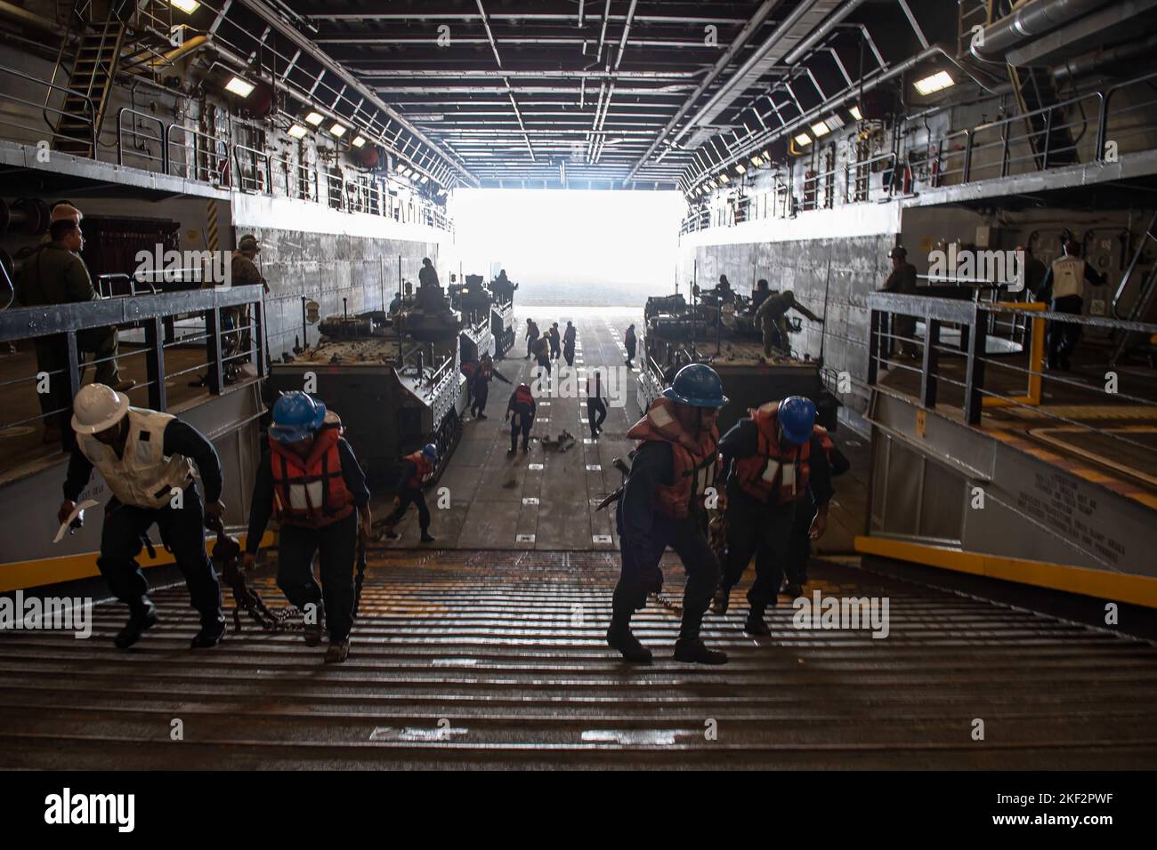221106-N-XB010-1015 EAST CHINA SEA (Nov. 6, 2022) – Sailors assigned to ...