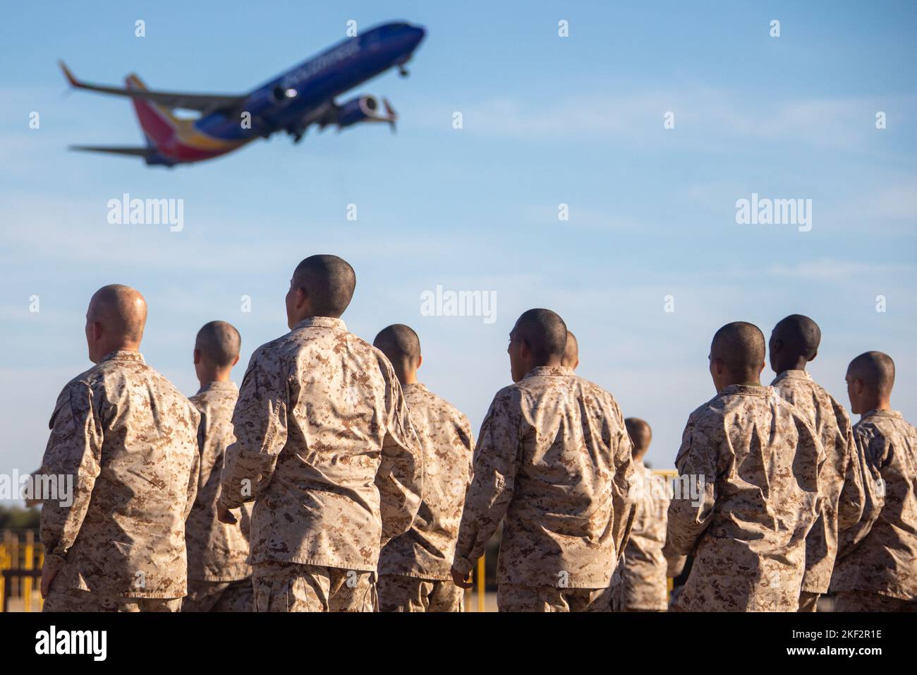 U.S. Marine Corps recruits with Fox Company, Second Recruit Training ...