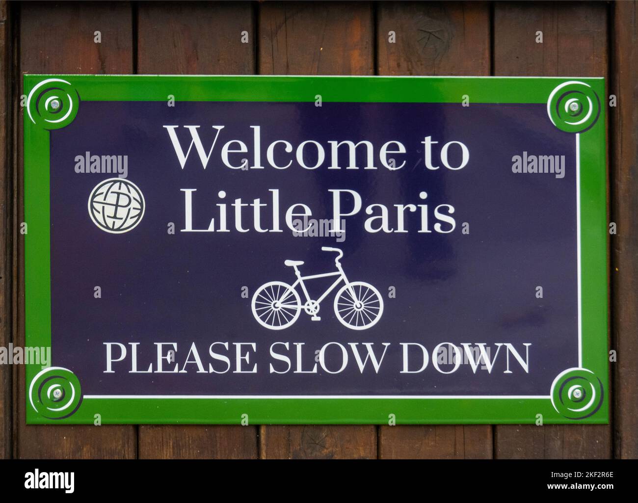 Centre street french businesses business local hi-res stock photography ...