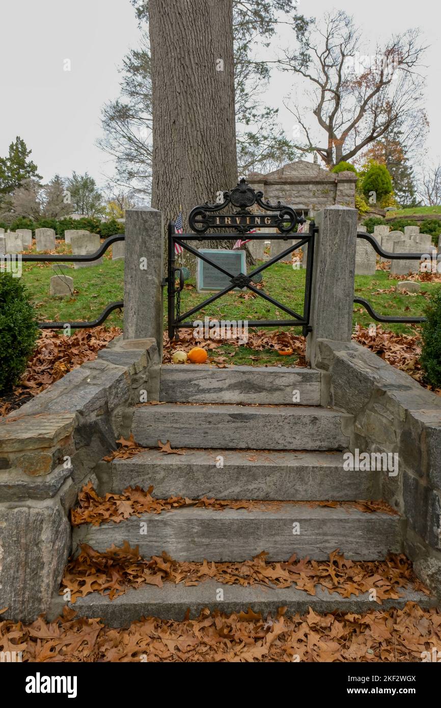 Washington Irving's grave Stock Photo - Alamy