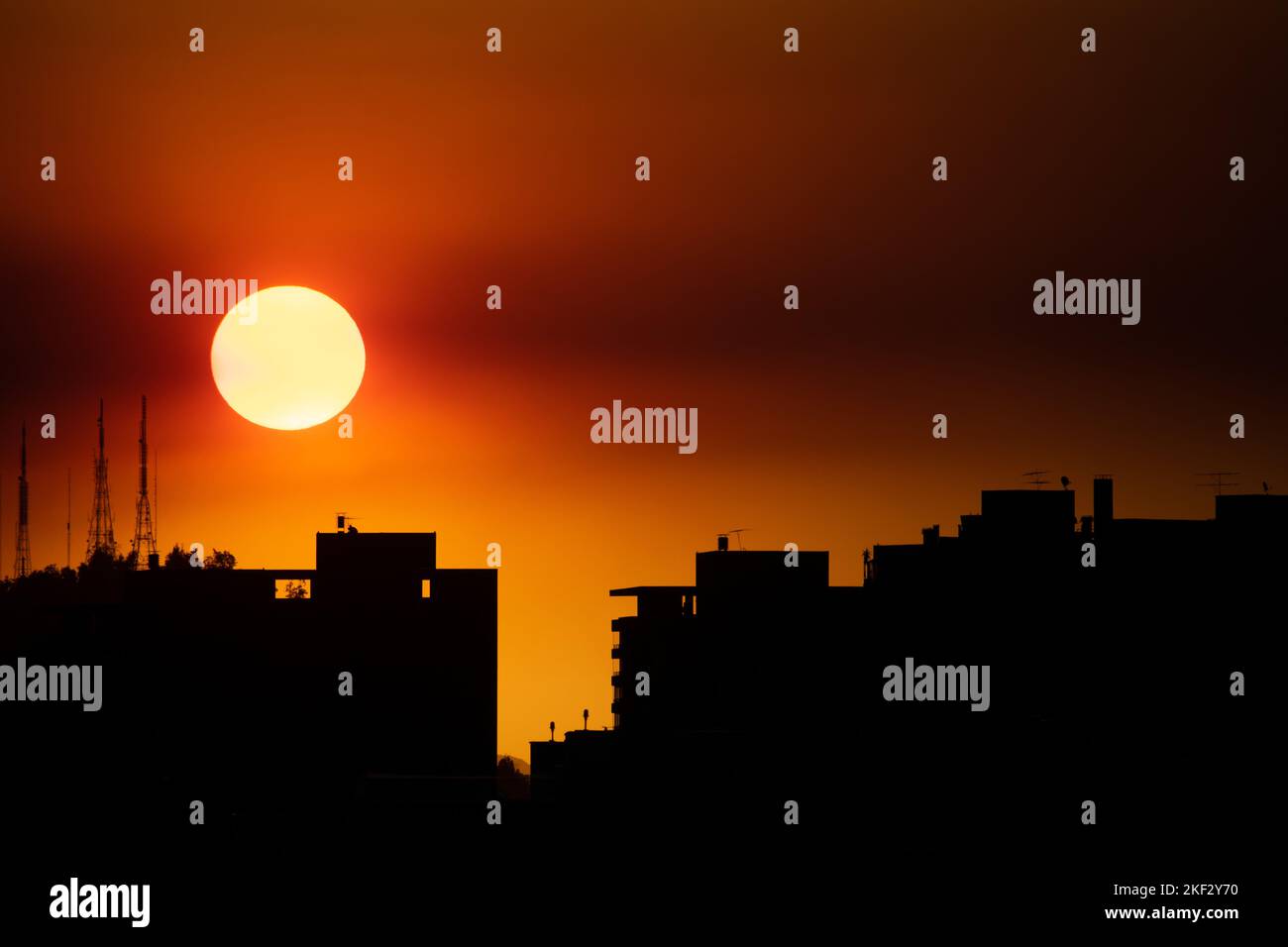 Sun sets behind fire hi-res stock photography and images - Alamy