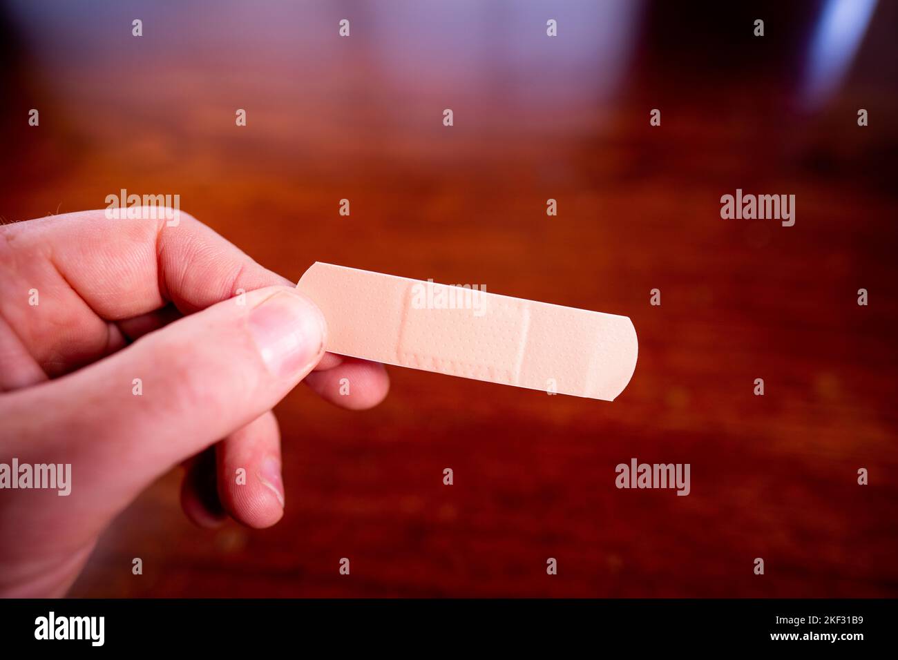 Hands and hospital vector hi-res stock photography and images - Alamy