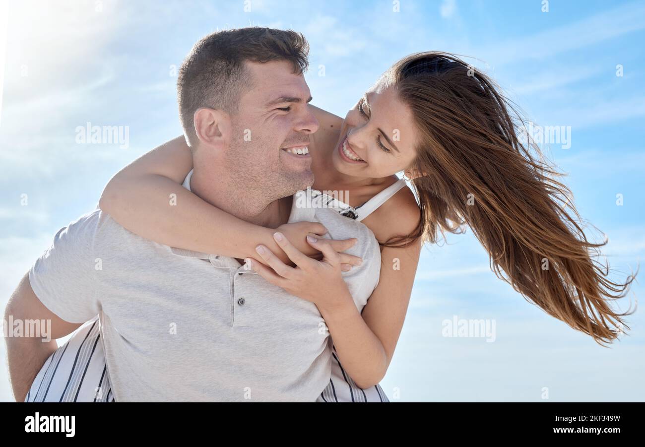 Partnership bonding hi-res stock photography and images - Alamy