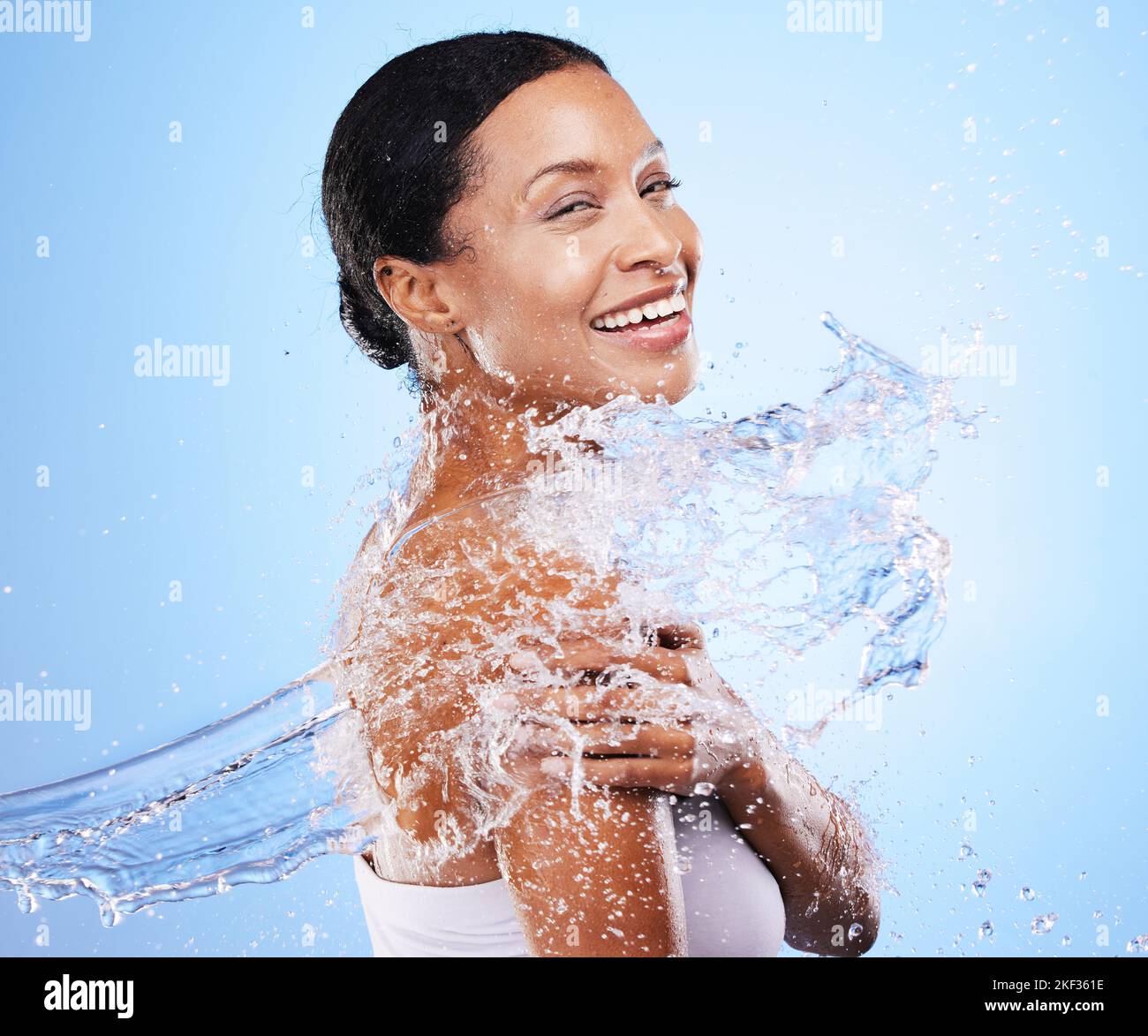 Woman water splash hi-res stock photography and images - Alamy