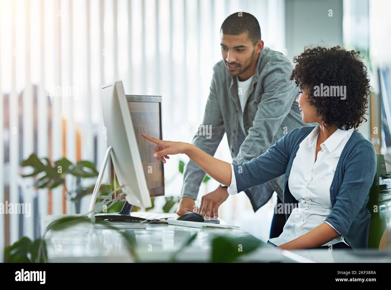 Man in a workstation hi-res stock photography and images - Alamy