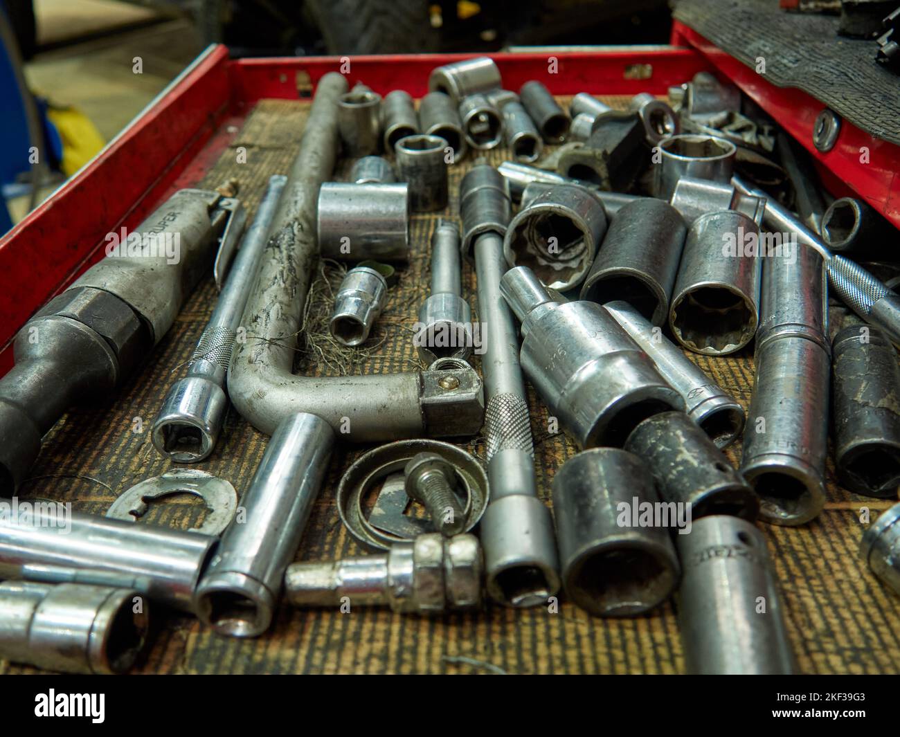 Professional mechanics workshop where automotive mechanics engineers ...