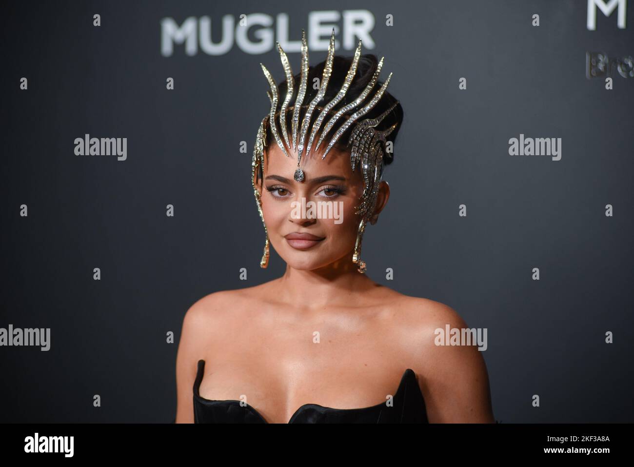 New York, USA. 15th Nov, 2022. Kylie Jenner walking the red carpet at the Mugler Couturissime ...