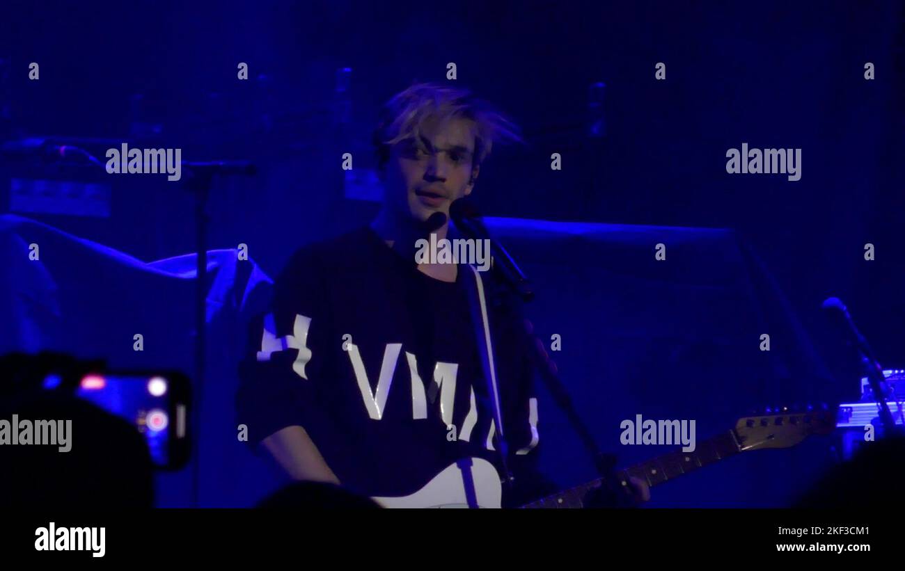 Los Angeles, California, USA 11th November 2022 Singer Josh Katz of ...