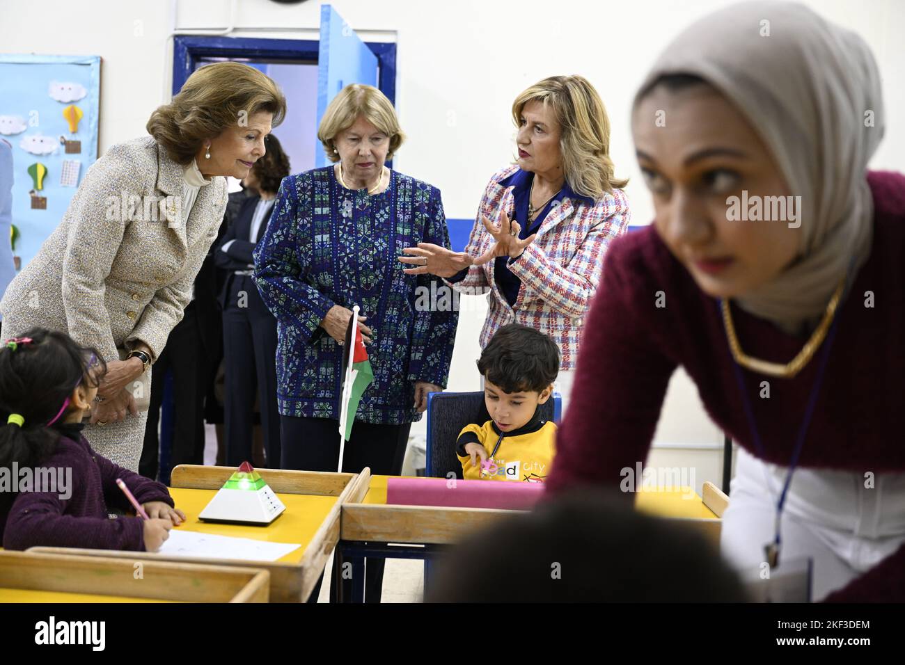 17 anni hi-res stock photography and images - Alamy