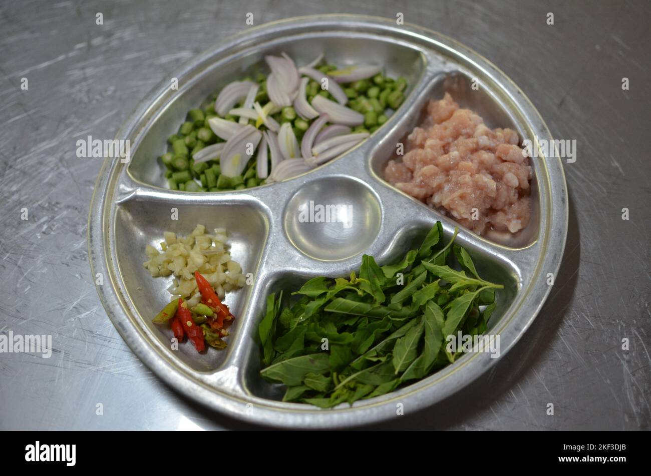 Thai cooking ingrediance Plate fresh healthy lesson Stock Photo - Alamy
