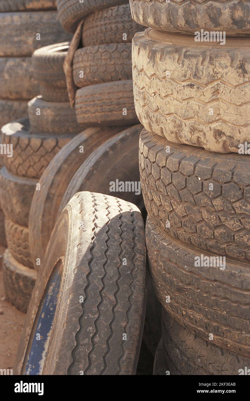 A stack of old car tyres Stock Photo - Alamy