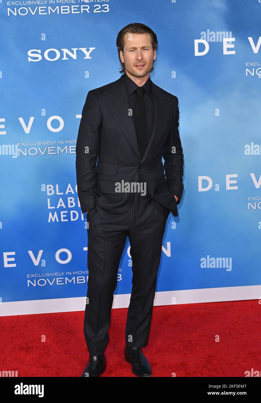 Glen powell devotion hi-res stock photography and images - Alamy