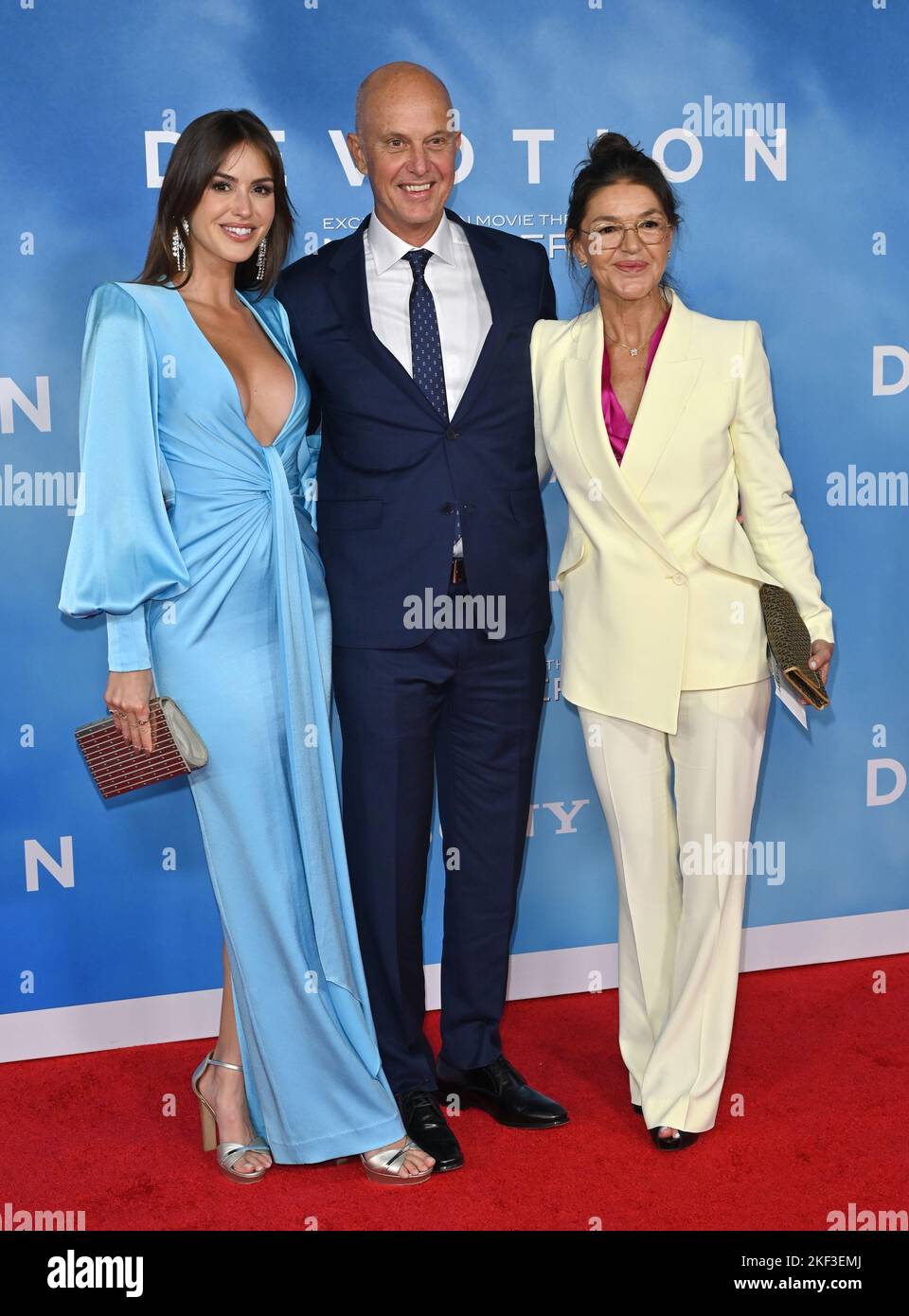 Los Angeles, USA. 15th Nov, 2022. Gigi Paris, Ricardo Paris & Clare ...