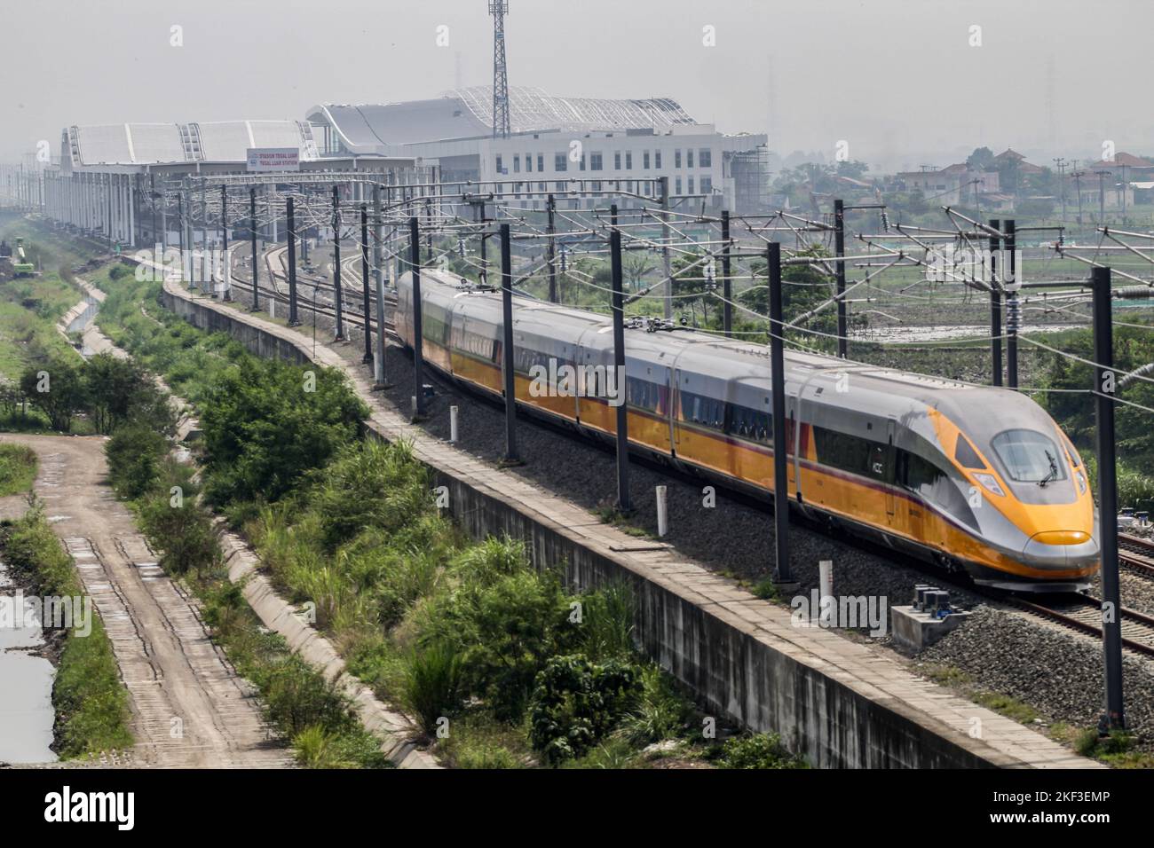 Bandung, Indonesia. 16th Nov, 2022. Jakarta Bandung High-Speed Train ...