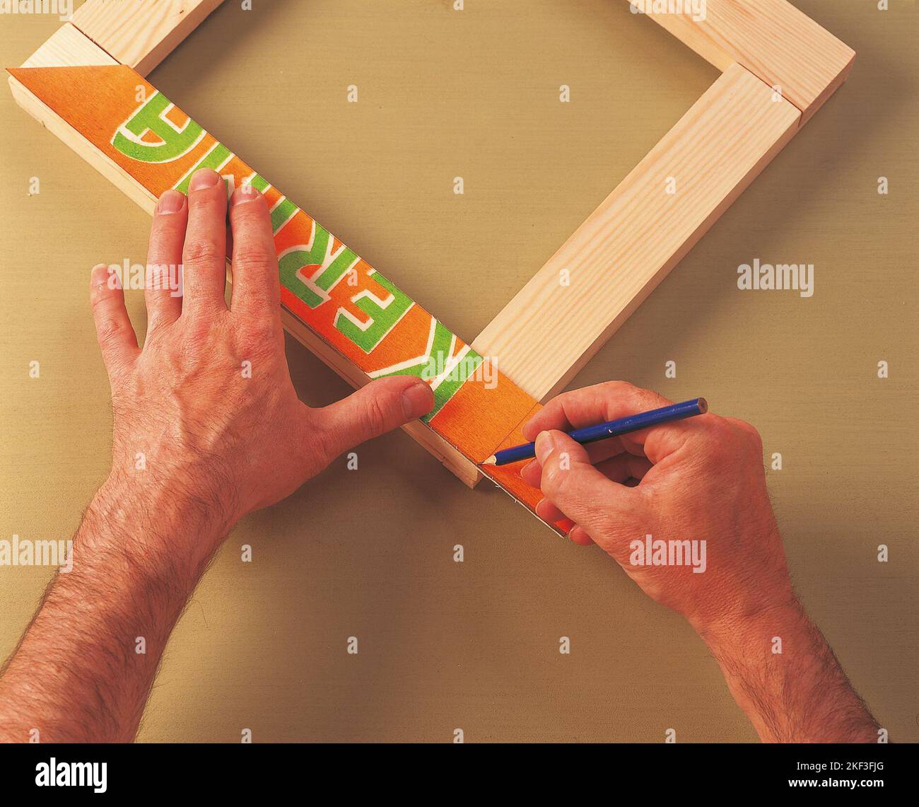 Point strip hi-res stock photography and images - Alamy