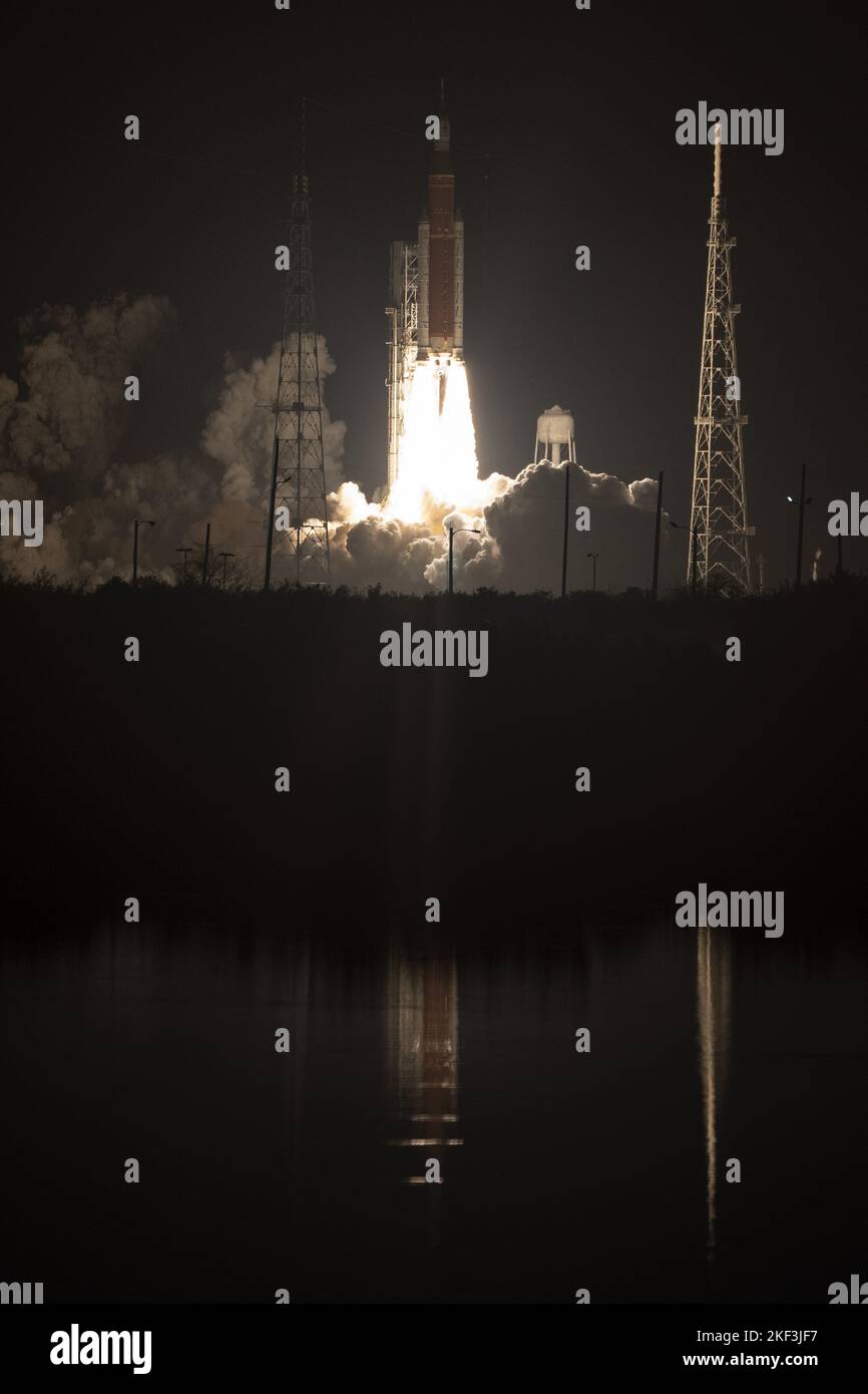 Kennedy Space Center, United States. 16th Nov, 2022. NASA's Artemis 1 ...
