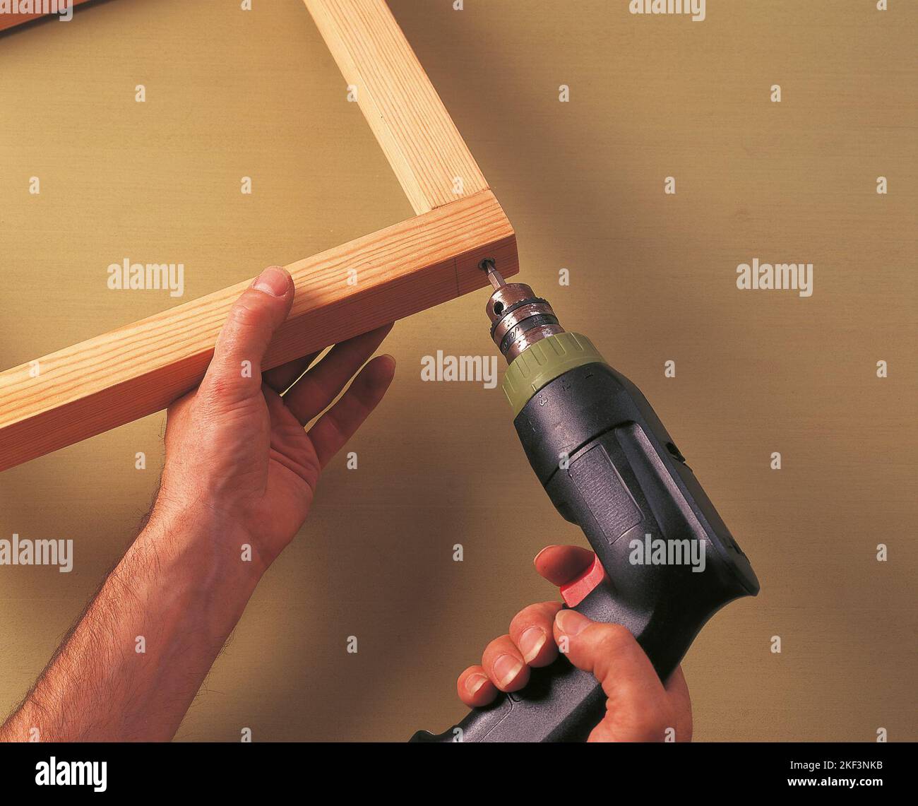 Securing pieces hi-res stock photography and images - Alamy