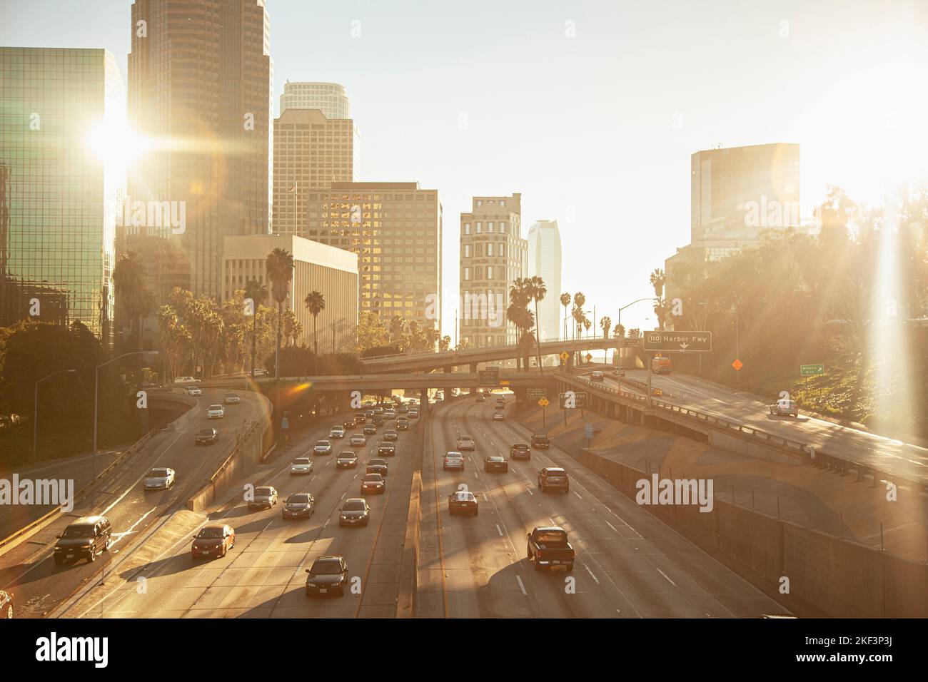 Architecture built structure city car hi-res stock photography and ...