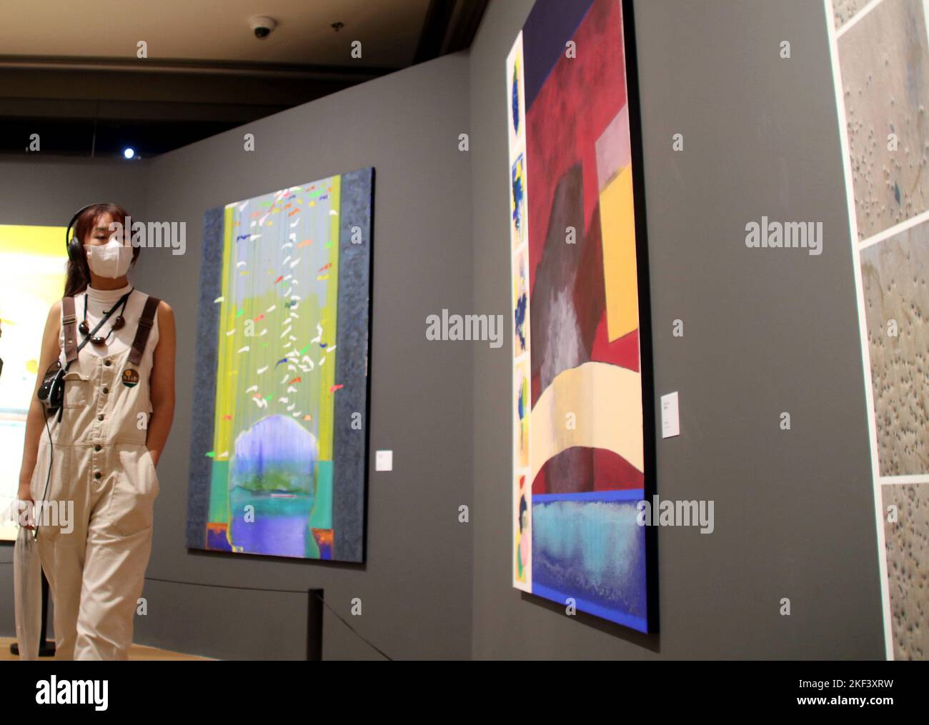 Audiences are visiting the "Exploration of Color - French Contemporary ...