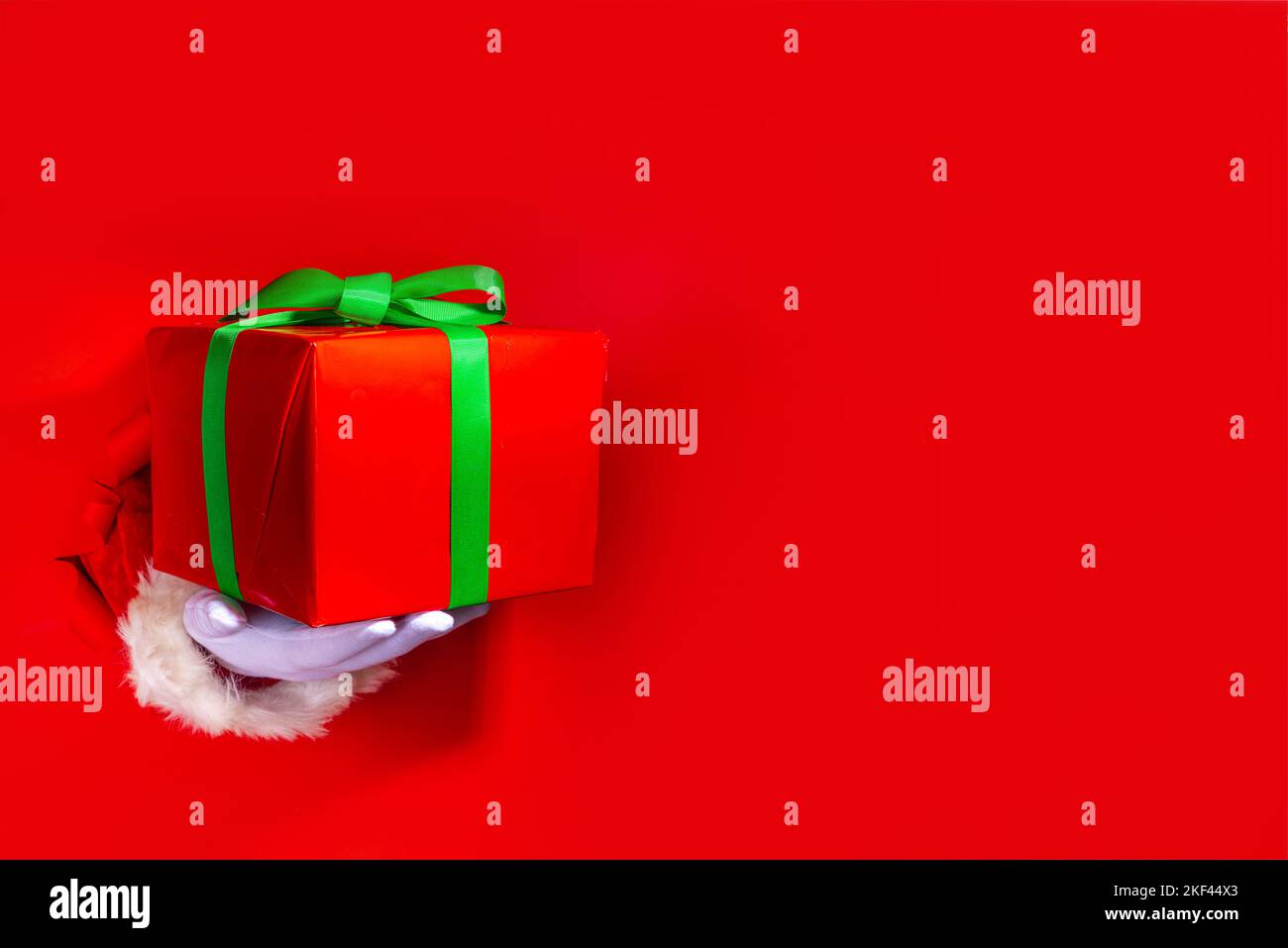 Merry Christmas greeting card bright red background, gifts and sale ...