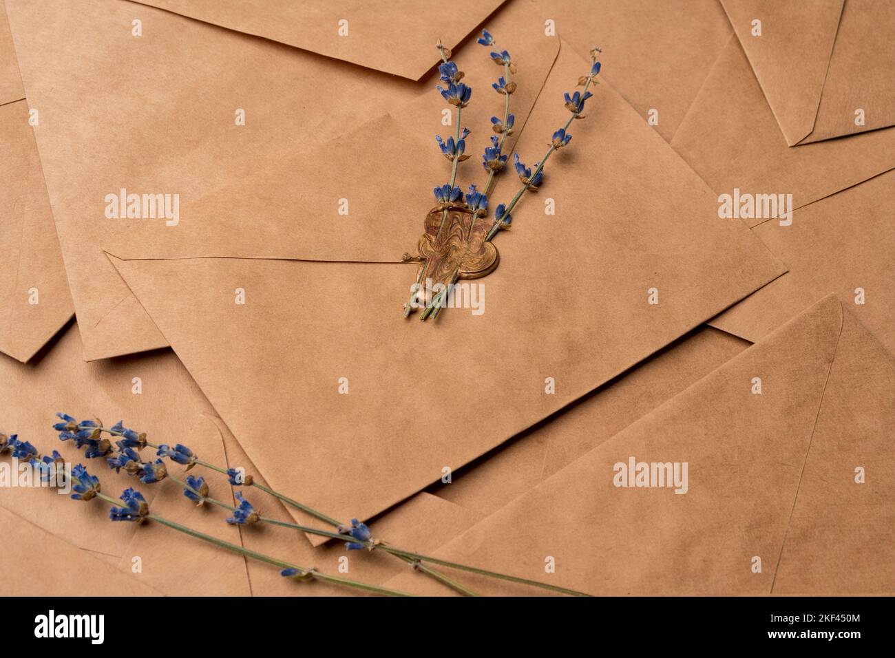 Cards envelopes pile hi-res stock photography and images - Alamy
