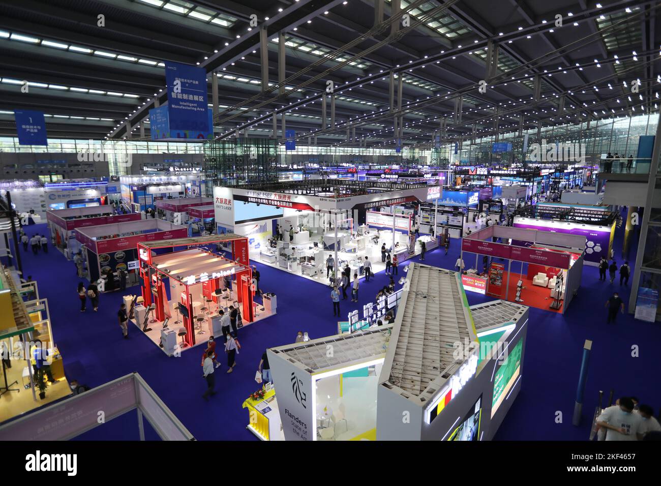 The 24th China Hi-Tech Fair (CHTF) kicked off in Shenzhen City, south ...