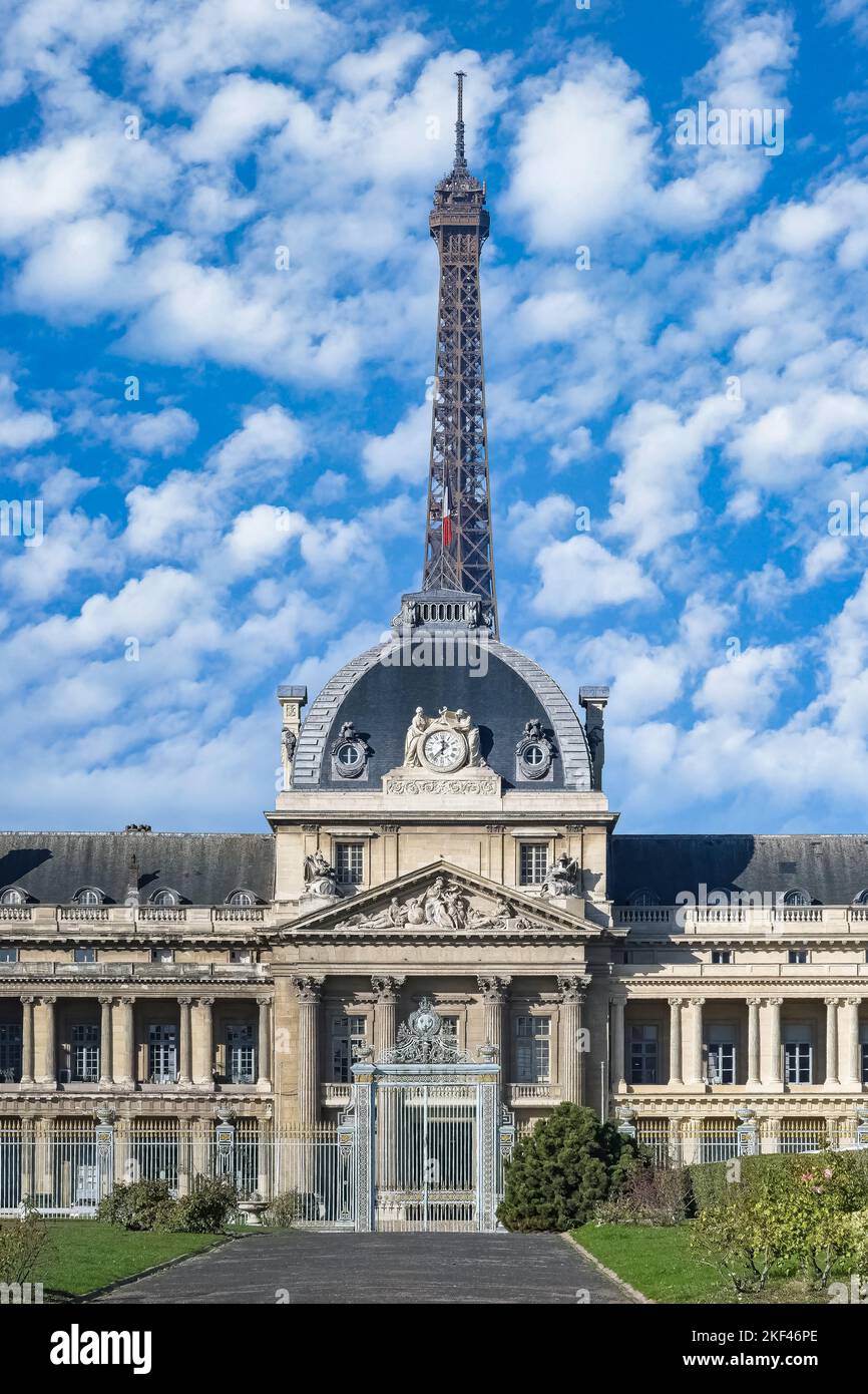 Paris, the military school, with the Eiffel Tower in background Stock ...