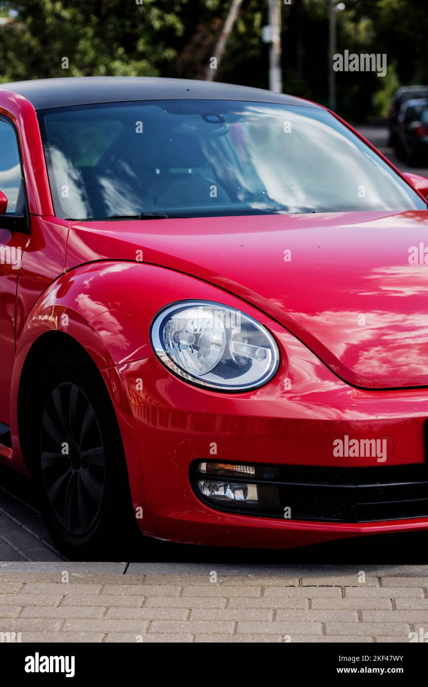 Luxury red car hi-res stock photography and images - Alamy