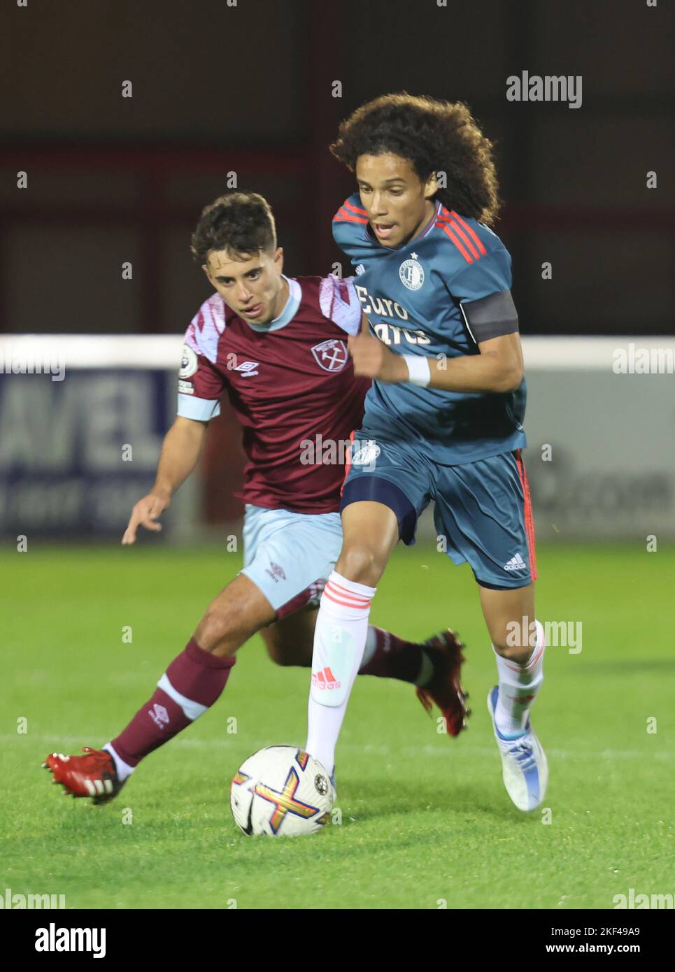 DAGENHAM ENGLAND - NOVEMBER 15 :L-R Gjival Zechiel of Feyenoord and ...