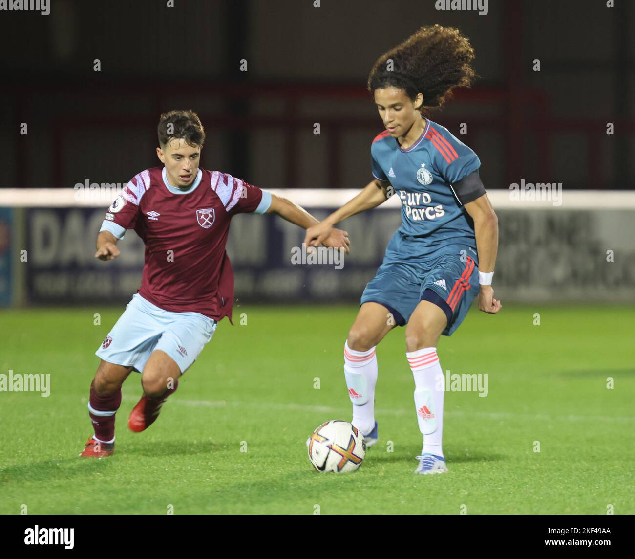 DAGENHAM ENGLAND - NOVEMBER 15 :L-R Gjival Zechiel of Feyenoord and ...
