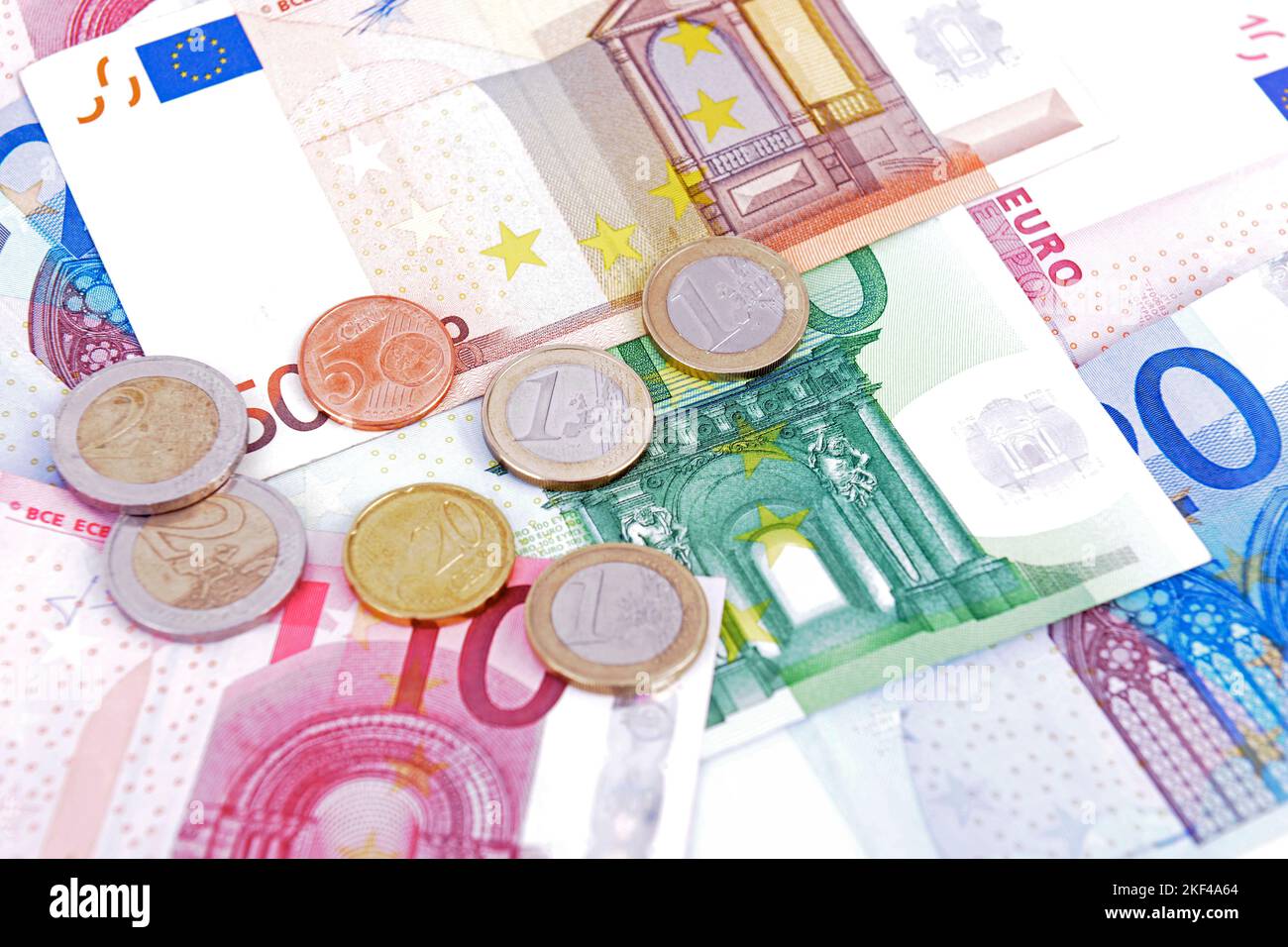 Zahlen auf weißem hintergrund hi-res stock photography and images - Alamy