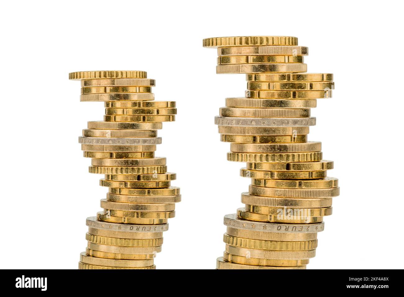 Zwei Stapel von Euro Geld Münzen, 50-Cent-Münzen, Eurocent, 1-Euro ...