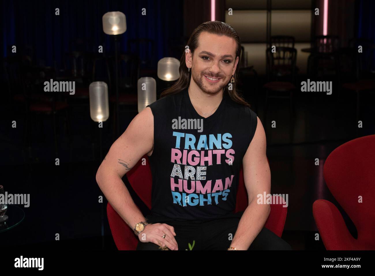 Ricardo SIMONETTI, presenter, portrait, portrait, cropped single image ...
