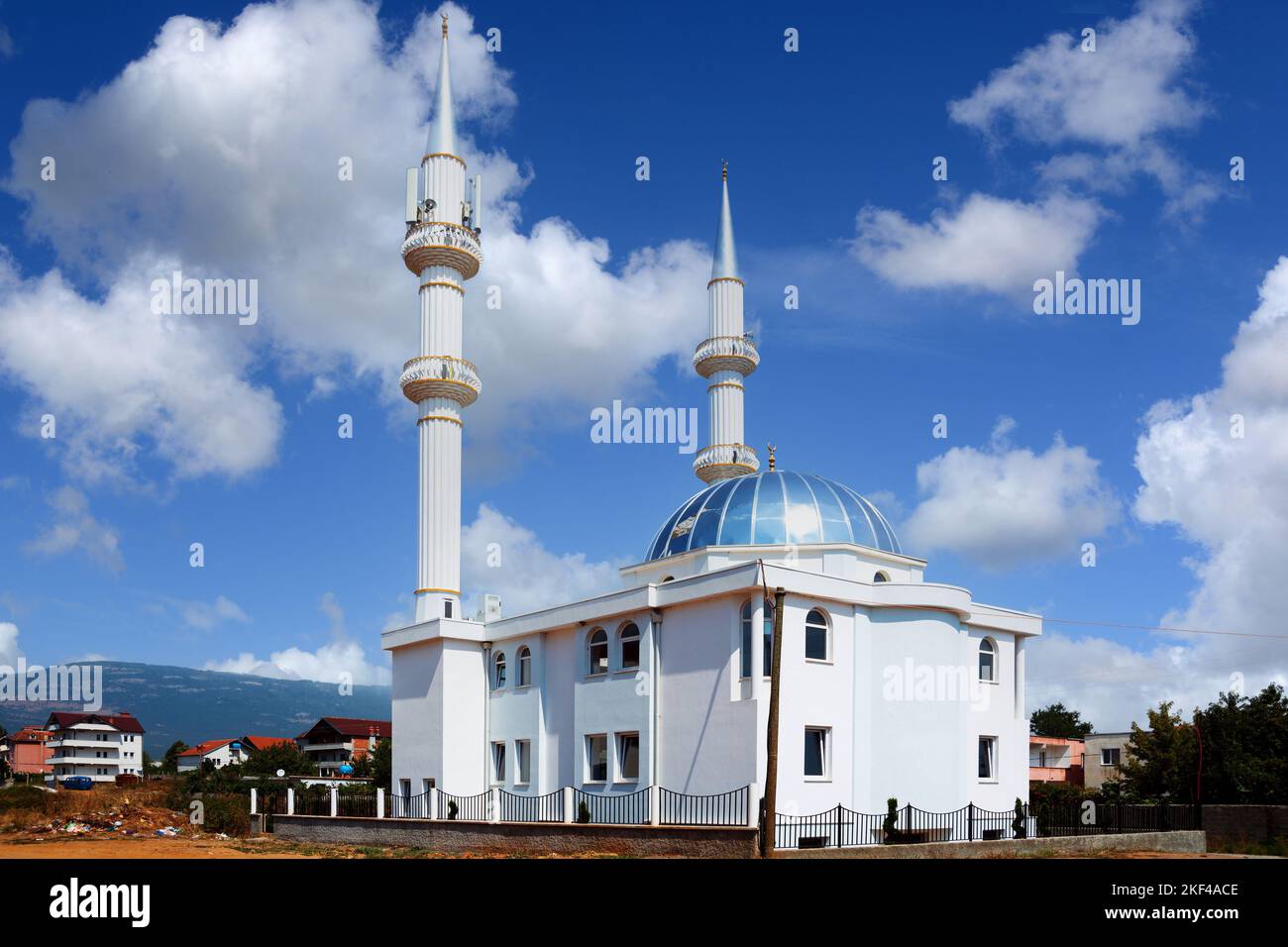 Kukes hi-res stock photography and images - Alamy