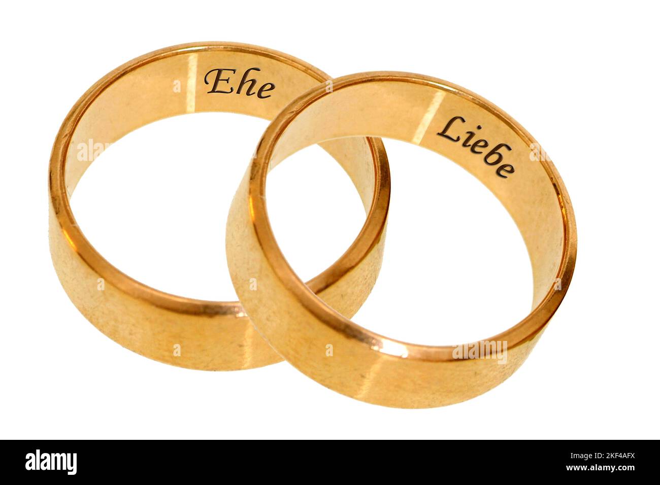 Zwei gravierte Trauringe, Ehe, Liebe, Hochzeit, Eheringe Stock Photo ...