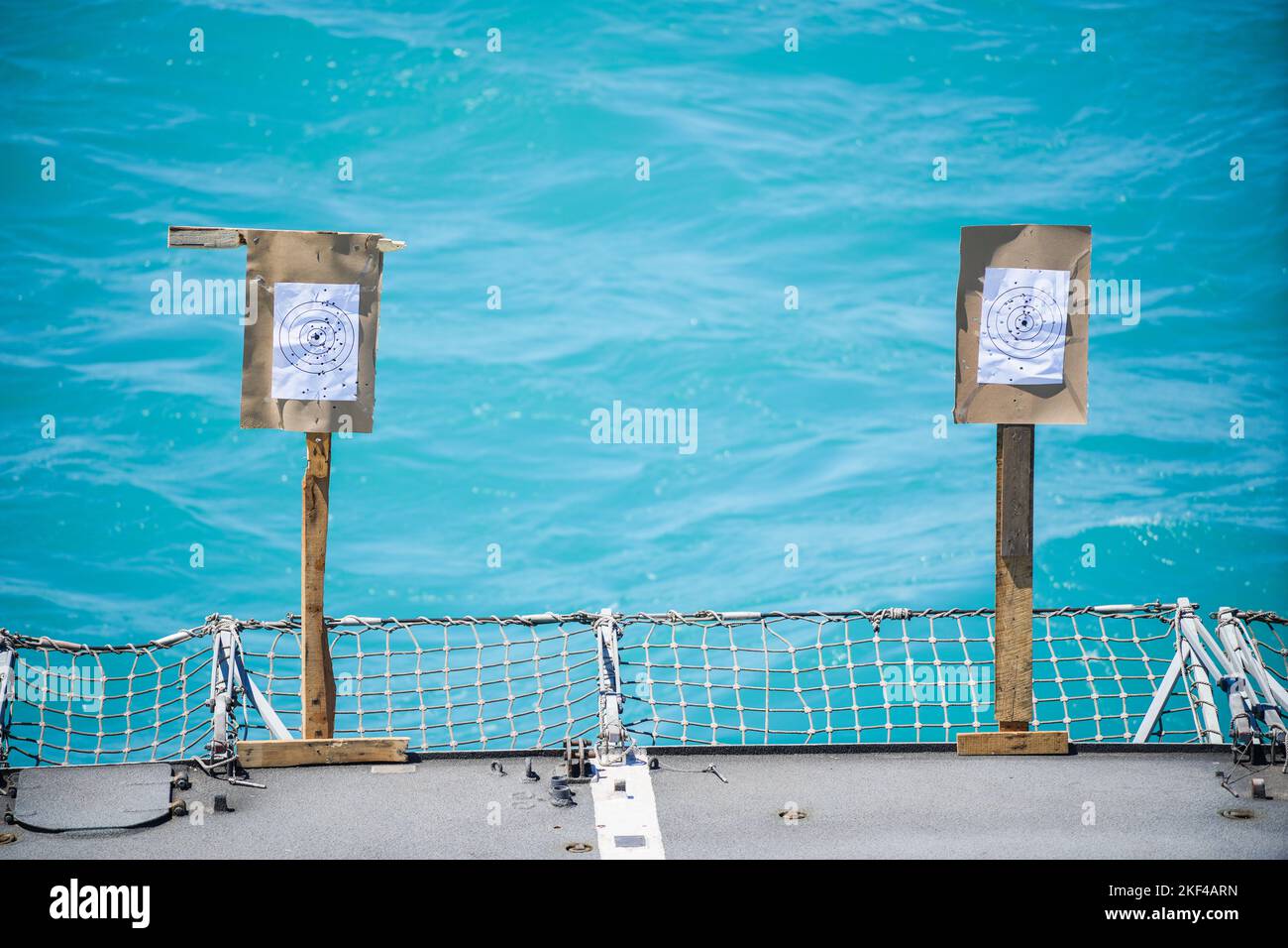 Cardboard targets hi-res stock photography and images - Alamy