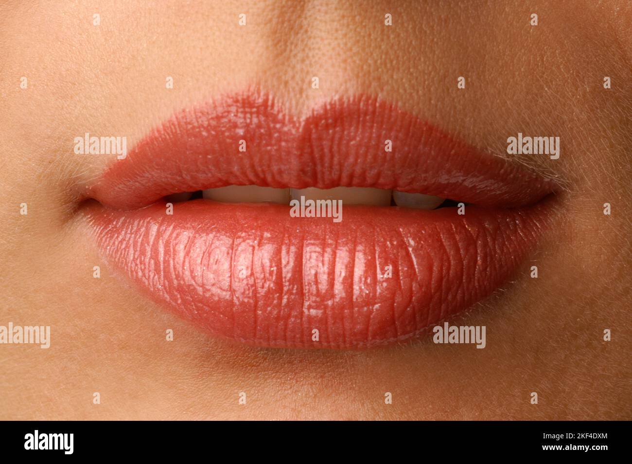 Geoffneter mund hi-res stock photography and images - Alamy