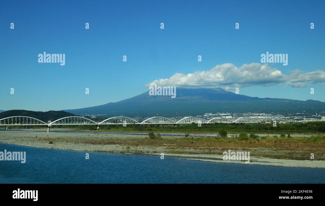 Mount Fuji, symbol of Japan. October 2022 Stock Photo - Alamy