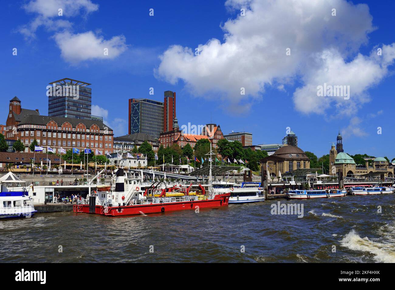 Vom wasser aus hi-res stock photography and images - Alamy