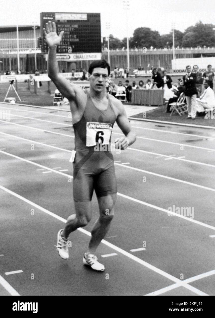 Allan Wells, waves farewell to the crowd at Crystal Palace Stock Photo ...