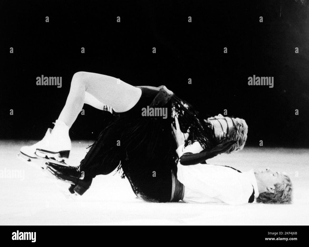 Jayne Torvill and Christopher Dean rehearse for the season of Ice Dance ...