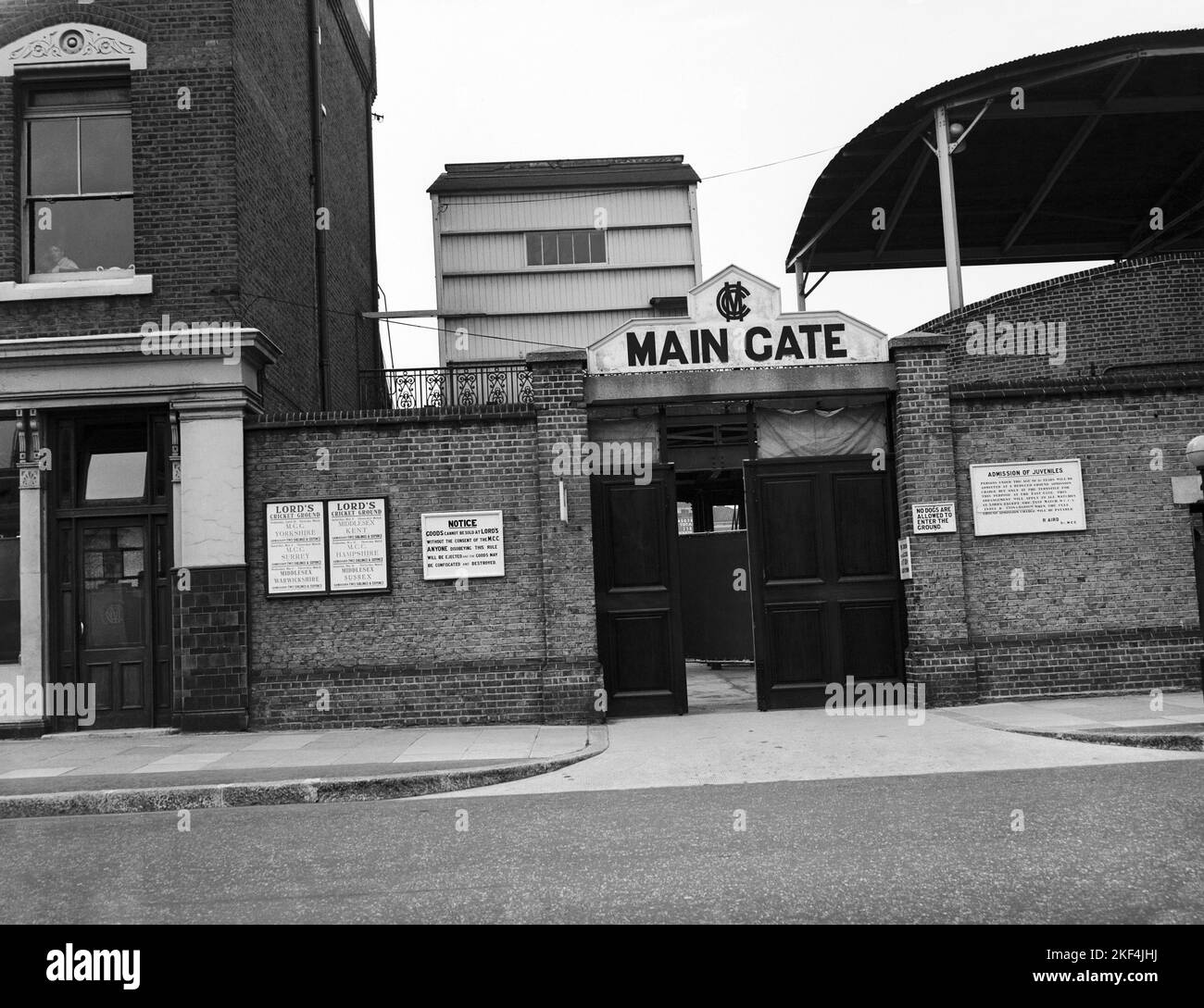 The main gate at Lord's cricket ground Stock Photo - Alamy