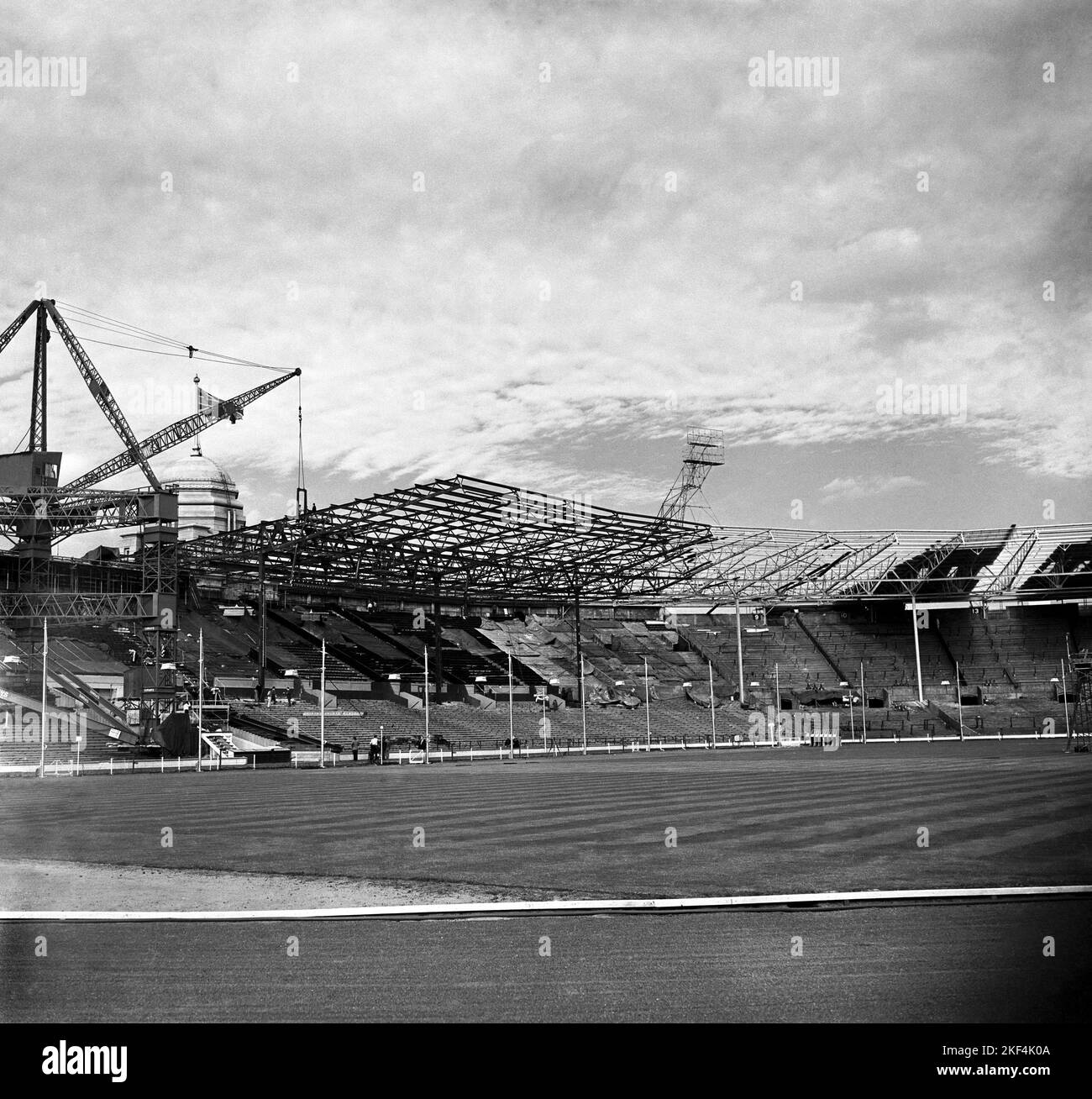 Progress on the building of a new roof of Wembley Stadium Stock Photo ...