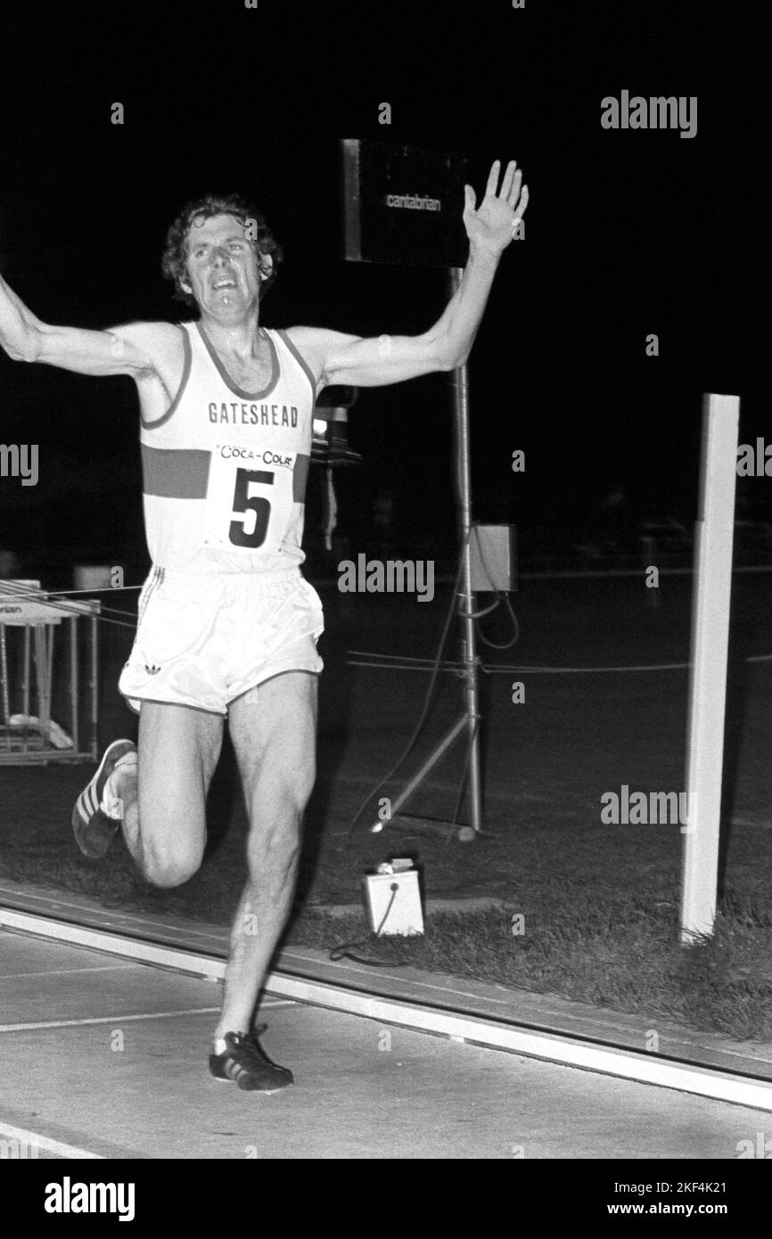 Great Britain's Brendan Foster celebrates winning the Men's 2 miles ...