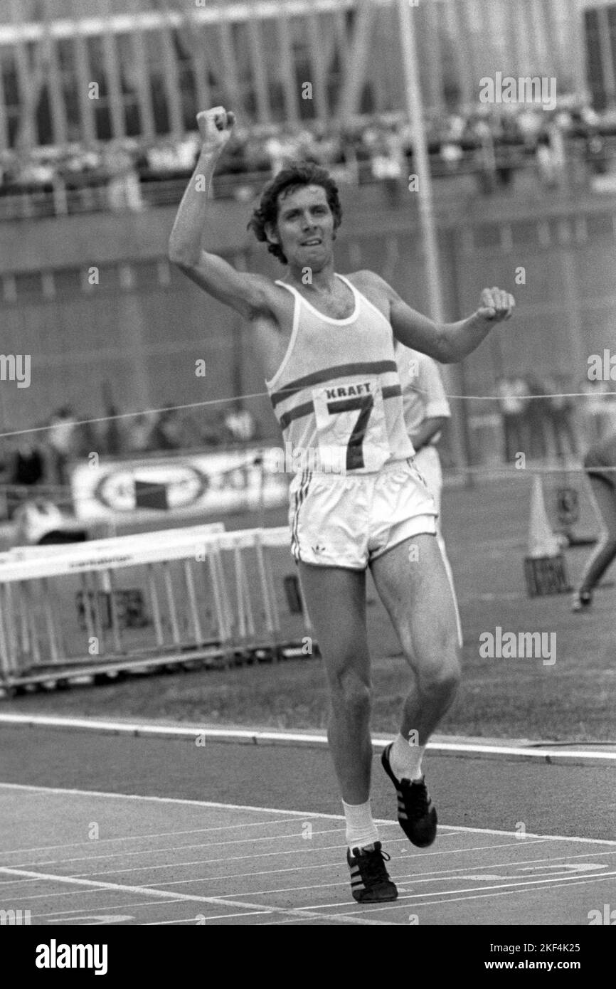 Brendan Foster celebrates breaking the tape after his superlative ...