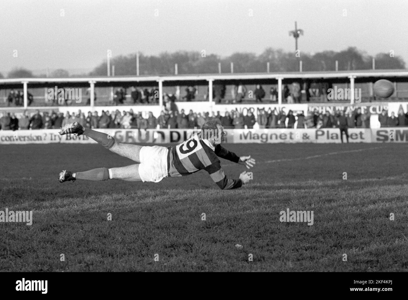 Welsh scrum half, Clive Shell, in action for Aberavon RFC Stock Photo ...