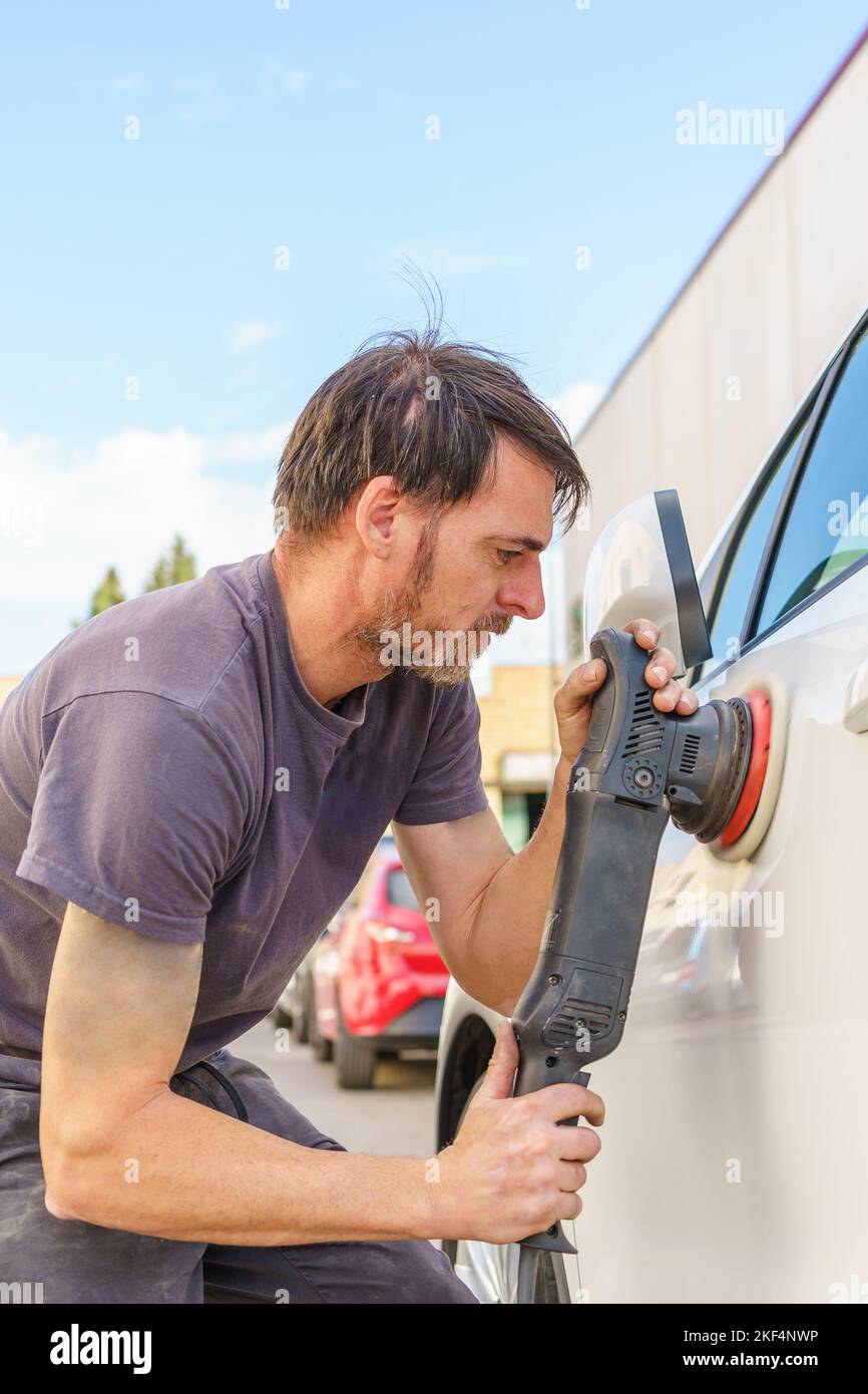 Car wash working hi-res stock photography and images - Alamy