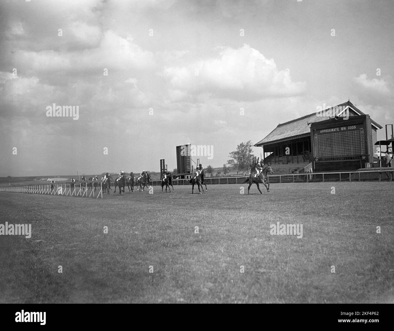 The finish won by Mr Marrden's "Respite" from "Bois Vista Stock Photo ...