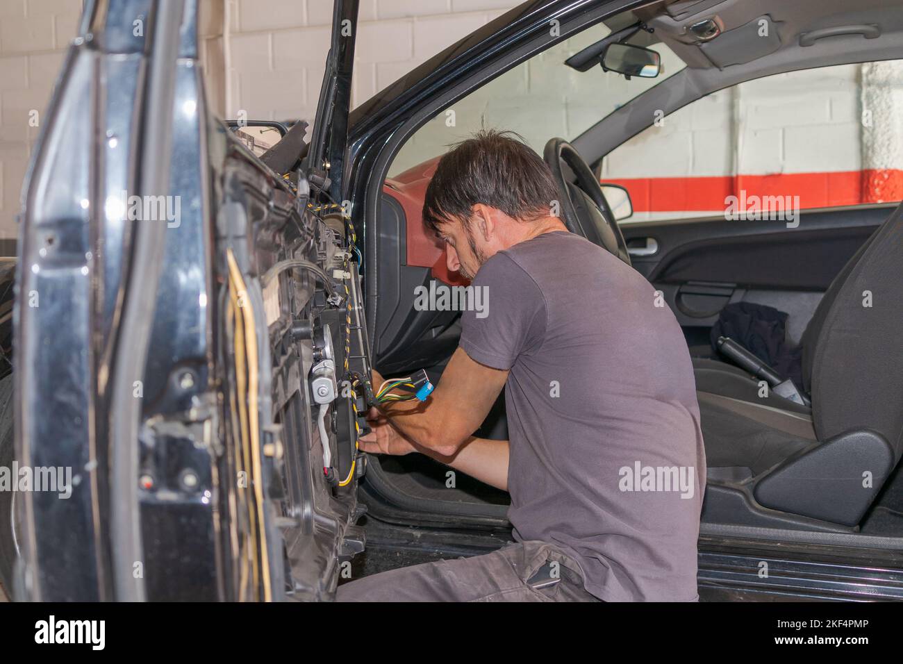 Cable car experience hi-res stock photography and images - Alamy